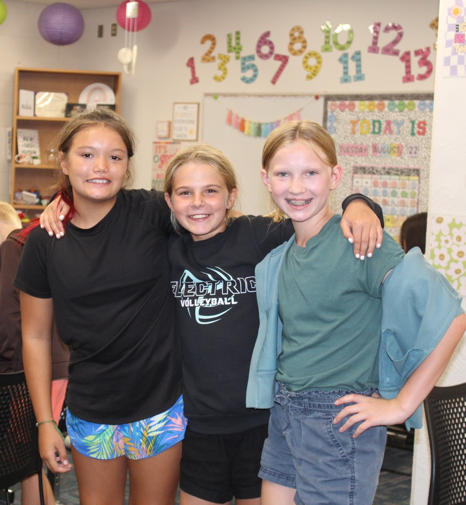 Live Feed | Discovery Intermediate School